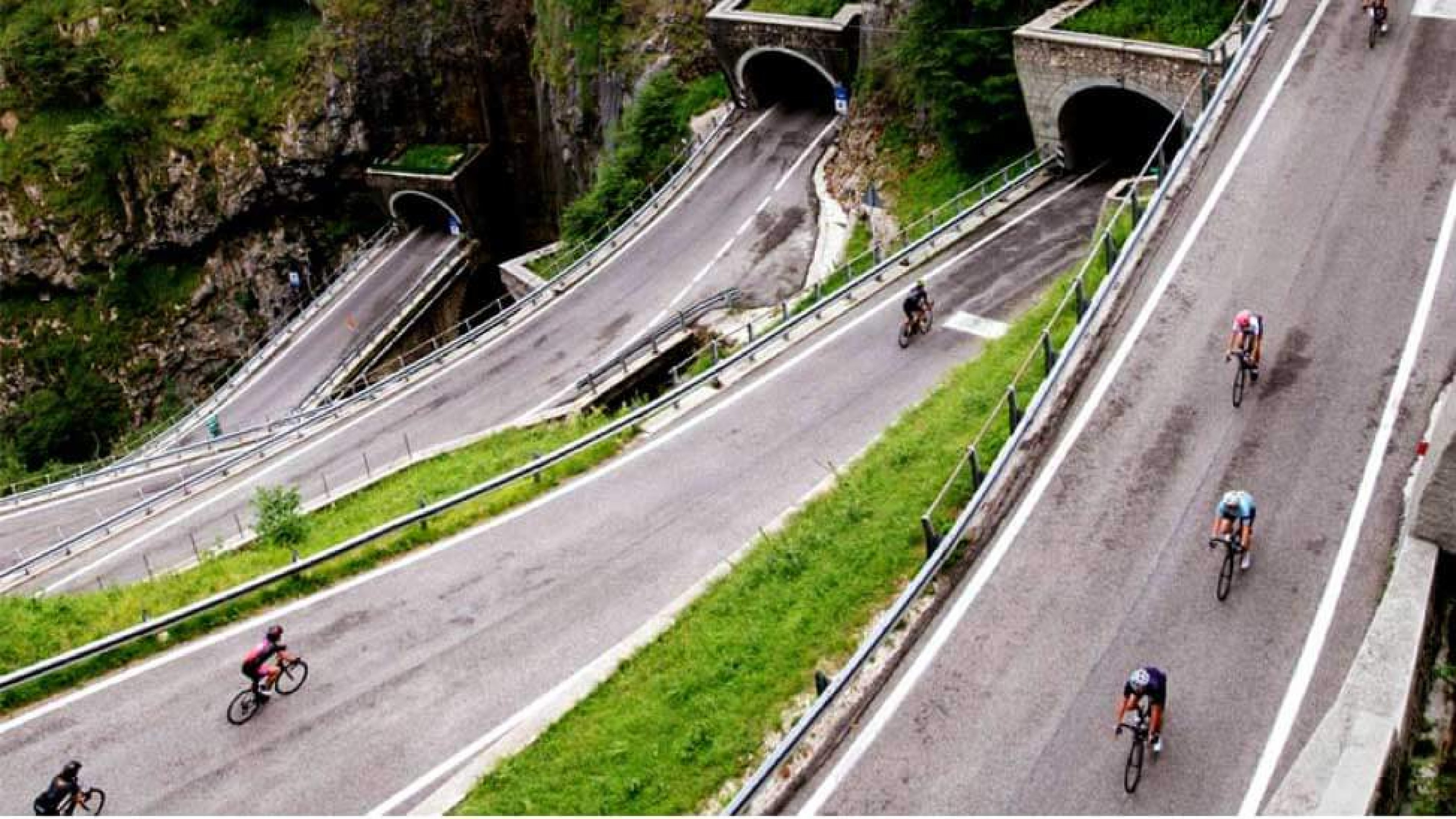 Tips Bersepeda Di Jalan Turunan